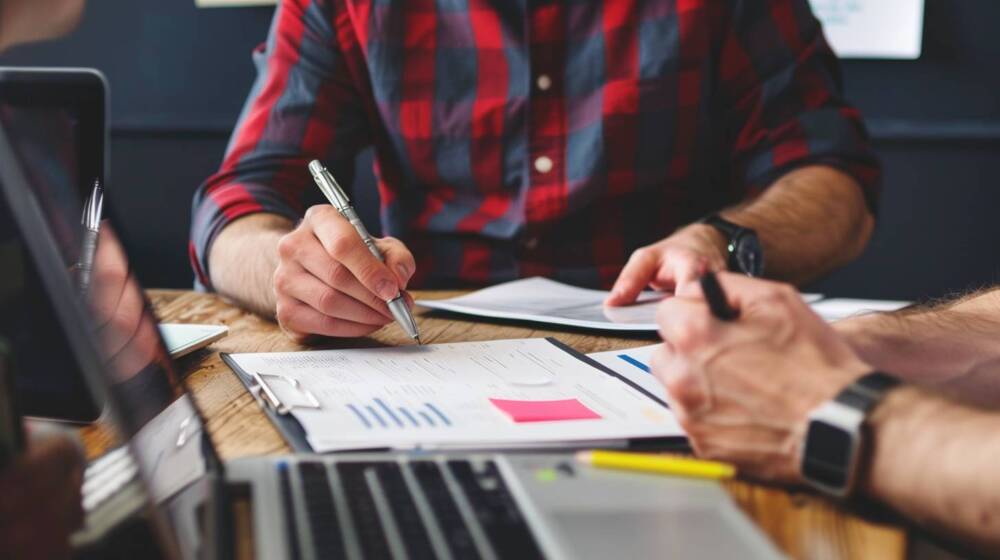 185+ ChatGPT Prompts for Performance Reviews - AI Habit